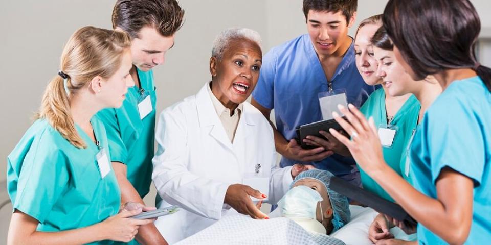 How to Become a Nurse Educator